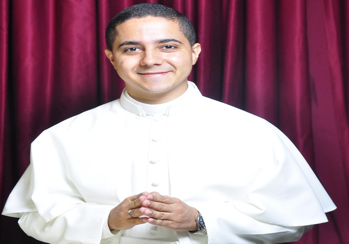 Lectura del santo evangelio según san Juan 11, por el padre Quiva ...