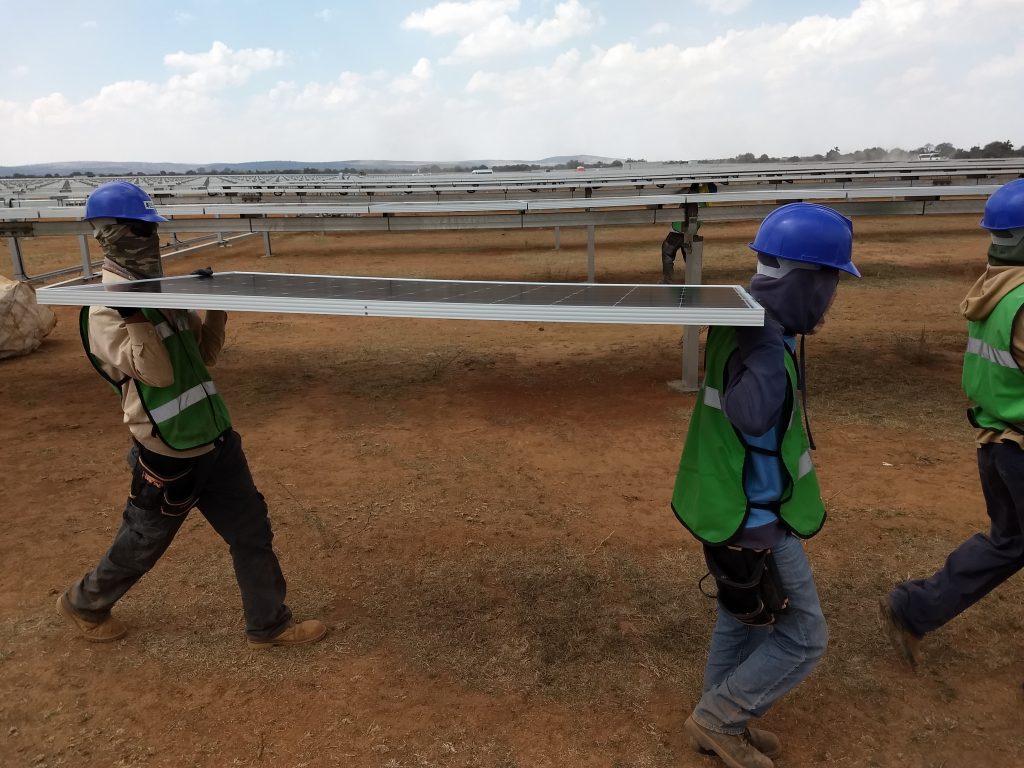 Empresa china Solis presenta digitalización para industria solar ...