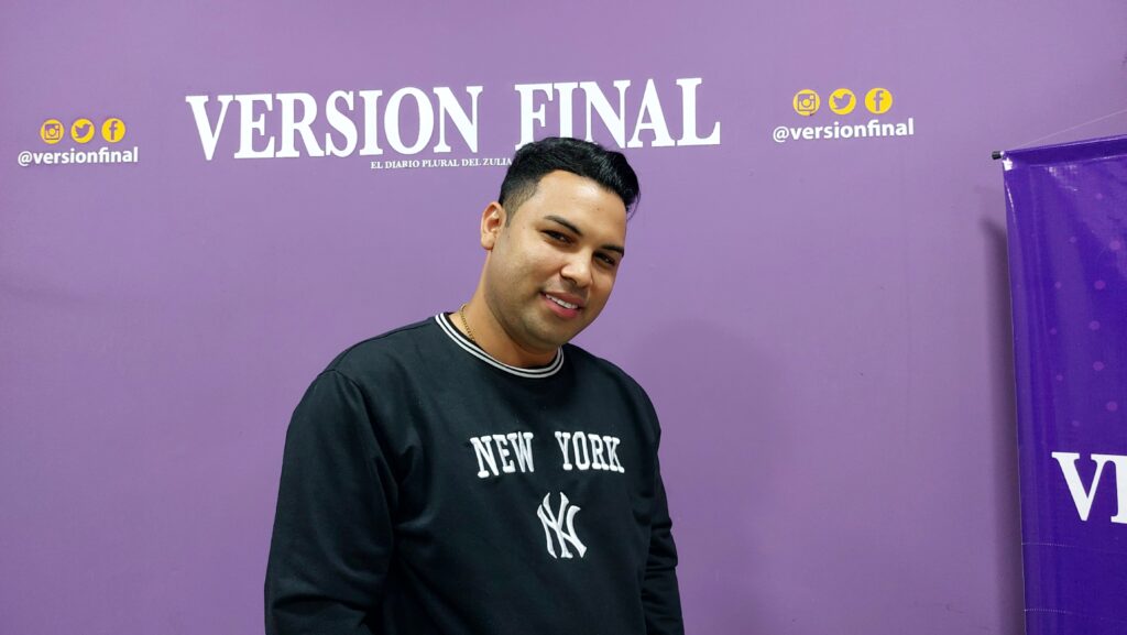 "Me vuelvo a tragar", nuevo sencillo de Andrick Barrios que le canta al ...