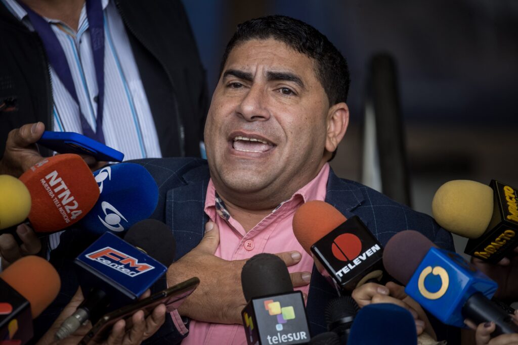 Luis Ratti anuncia su candidatura a la Gobernación del Zulia - Diario ...