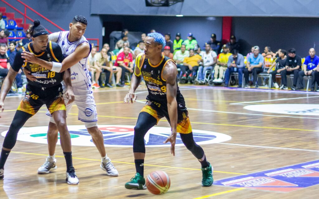 Gaiteros del Zulia recibe a Trotamundos en el inicio del Súper 4 ...