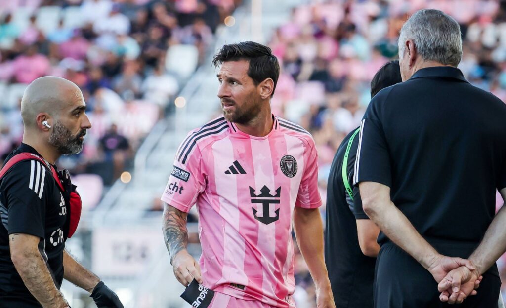 Preocupación en el Inter Miami tras fuerte lesión de Messi - Diario Versión Final