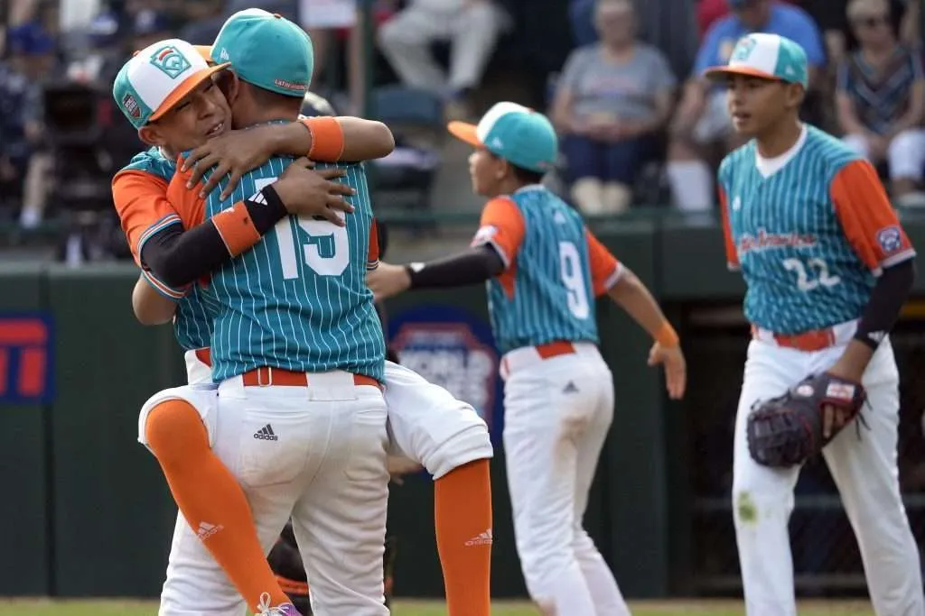 Venezuela blanquea 4-0 a Japón y avanza a la semifinal del campeonato ...