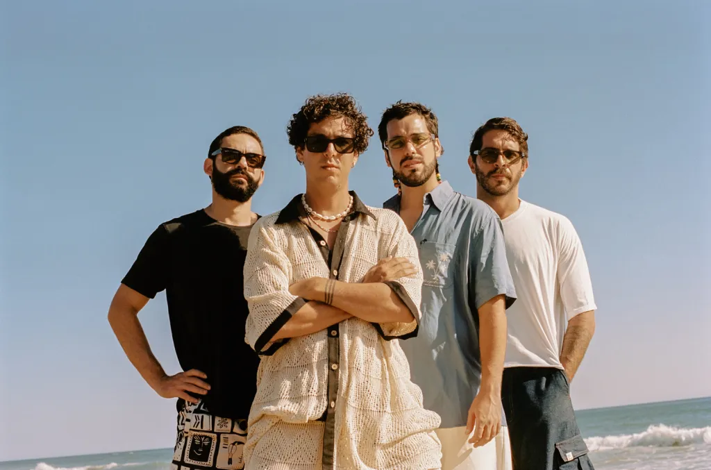 “Veneka”, la canción censurada de Rawayana que fue nominada a los Latin ...