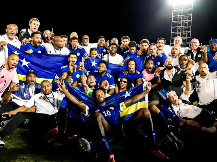 Curazao hace historia y clasifica por primera vez a un Mundial - Diario ...