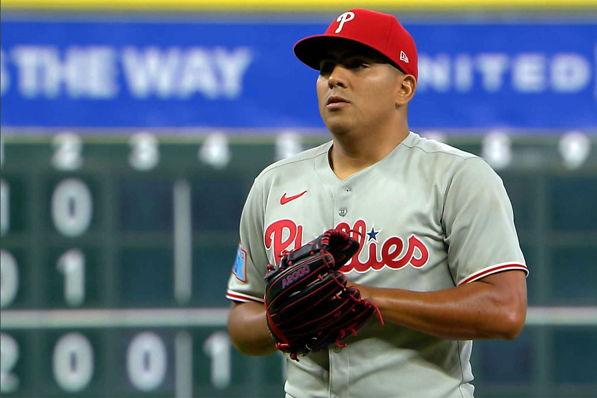 El venezolano Ranger Suárez firma contrato histórico con los Medias ...