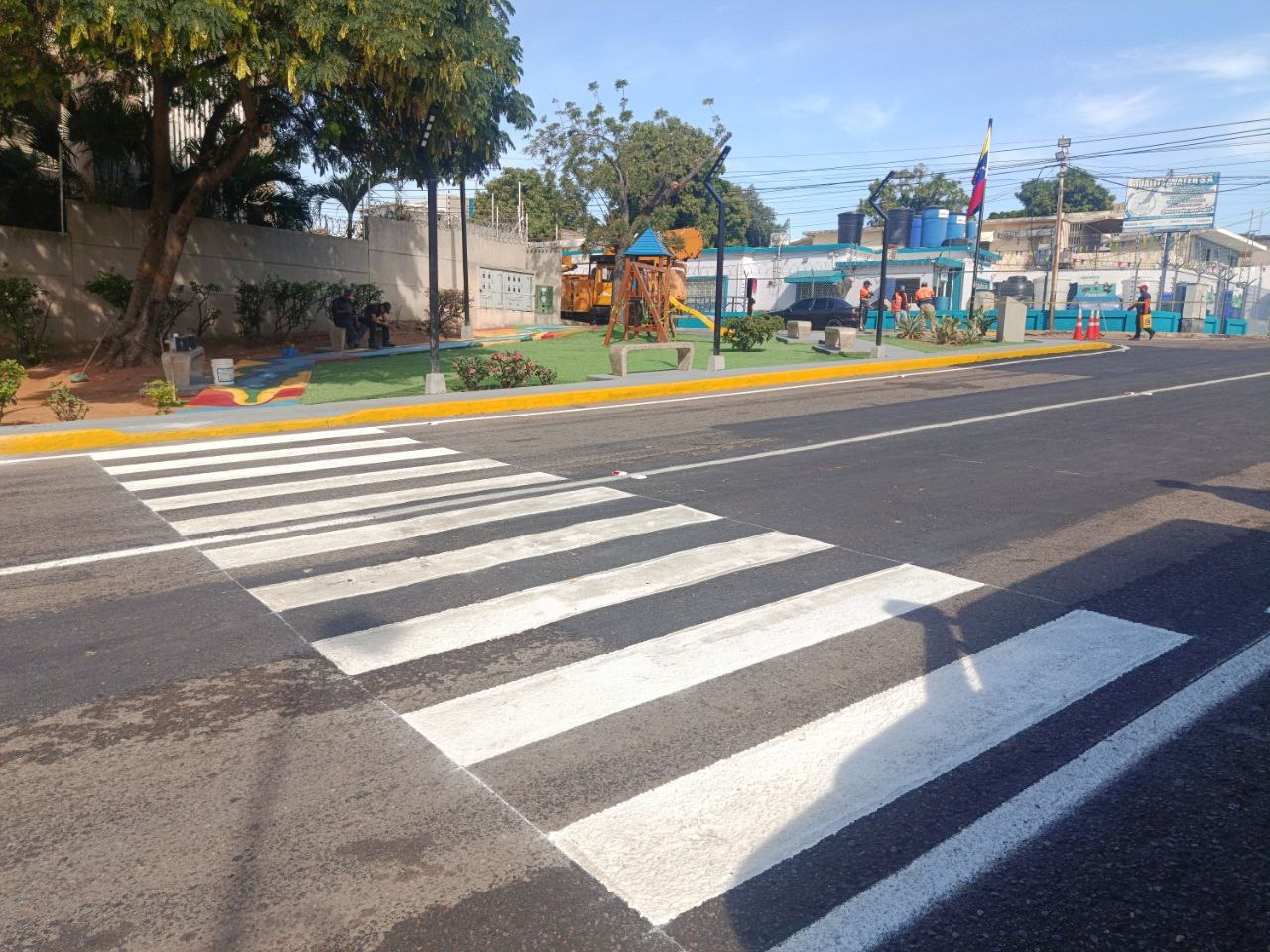 En apoyo a la plaza La Cruz Imtcuma ejecuta trabajos de demarcación ...