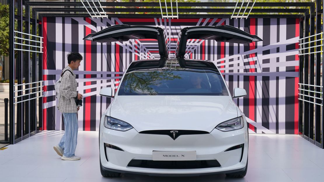 Tesla sufre caída de ventas y la china BYD lidera el mercado de ...