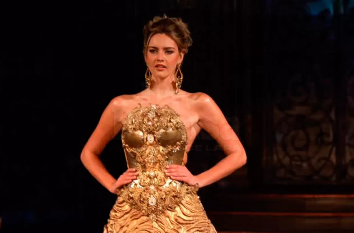 Miss Venezuela Clara Vegas destaca en la Semana de la Moda de Nueva ...