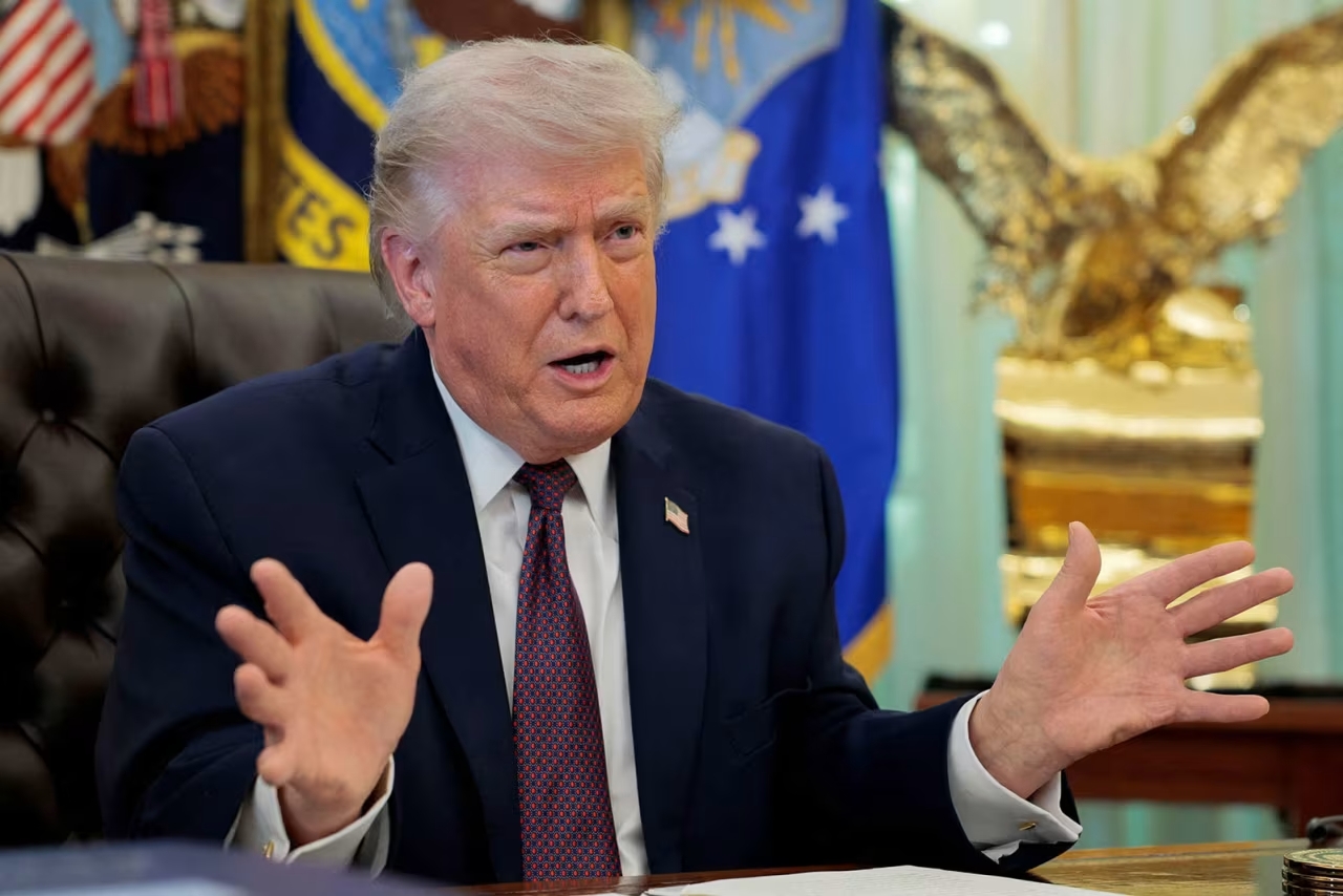 Trump vuelve a plantear un cambio en Irán: “Si son inteligentes ...