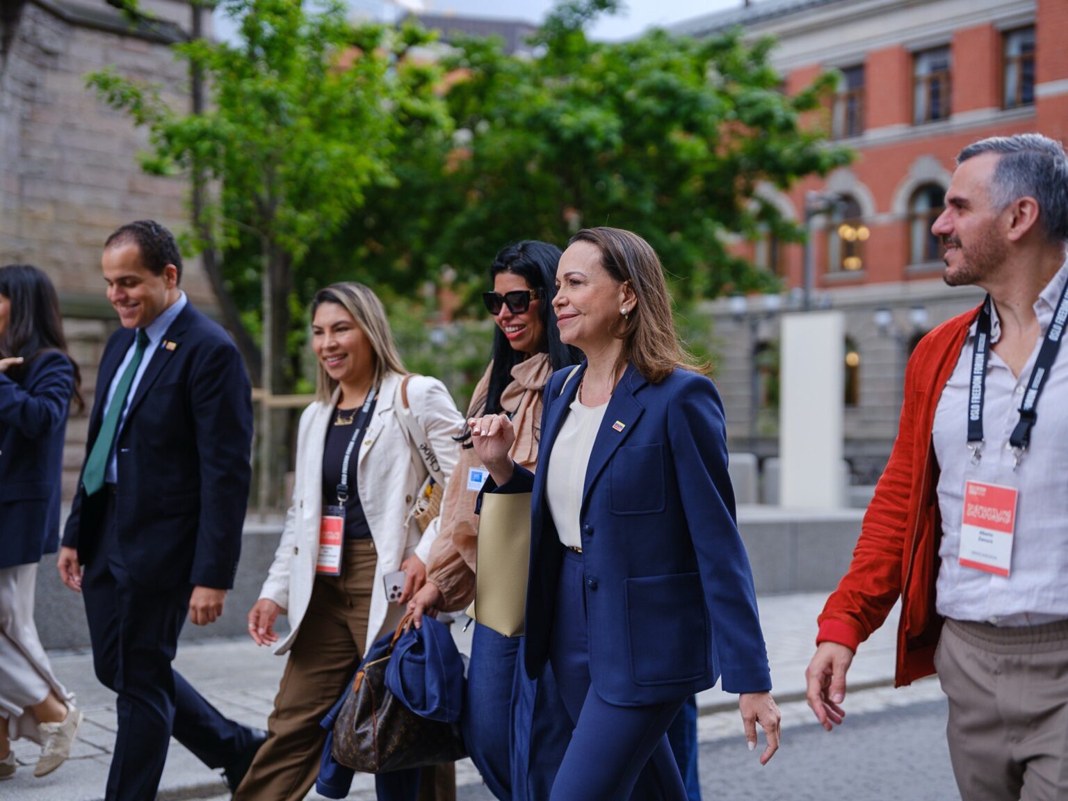 María Corina Machado retorna a Oslo y asegura que su misión está "casi ...